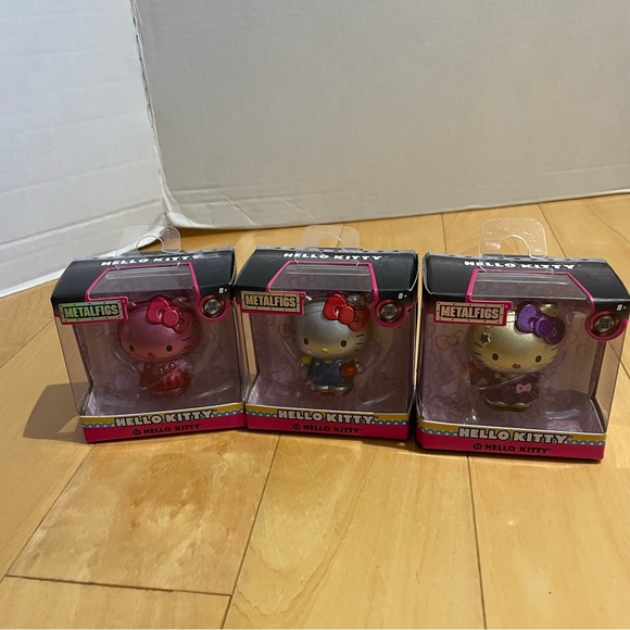 Hello Kitty | Accessories | 3 Nib Hello Kitty Die Cast Metal Figures ...